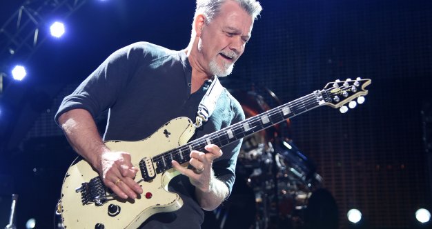 Remembering Rocker Eddie Van Halen, Who Died at 65 After Fighting ...
