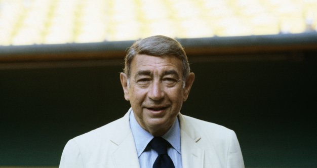 Remembering Sports Broadcaster Howard Cosell Who Died 26 Years Ago at ...