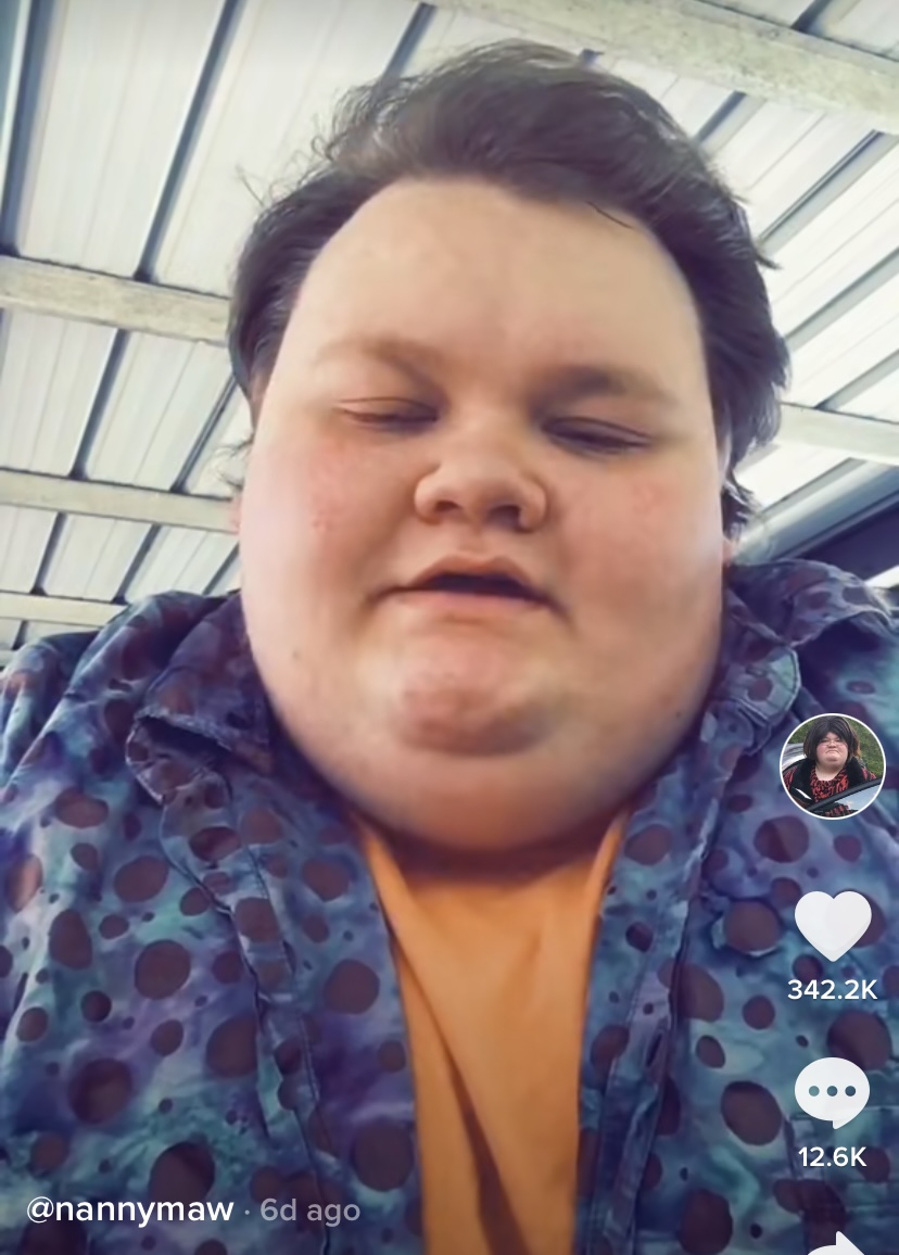 Tik Tok Star Raises $225K For Mom's Breast Cancer Battle