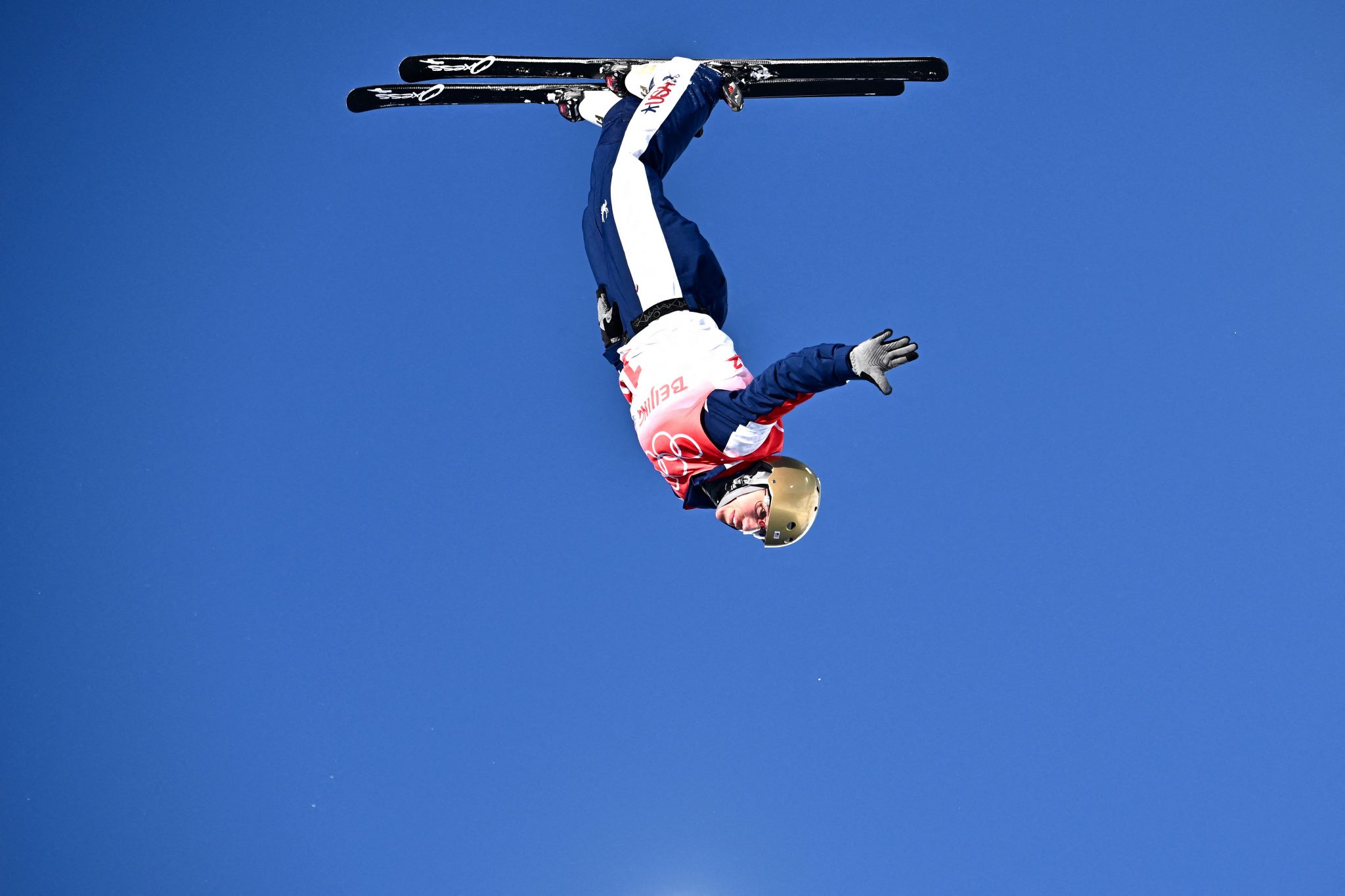 Olympian Winter Vinecki Skis to Raise Awareness for Prostate Cancer