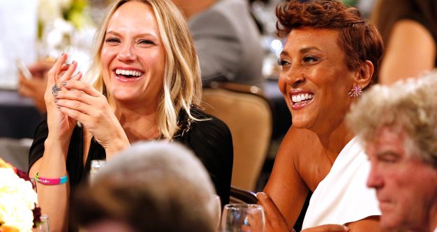 ABC's Breast Cancer Survivor Robin Roberts Supported By TV Sisterhood