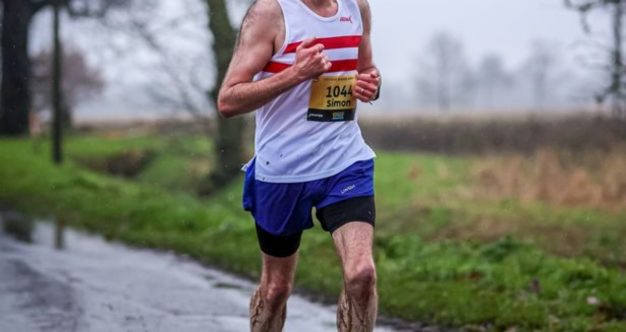 Runner Honors Mother Who Died of Bowel Cancer after Misdiagnosis