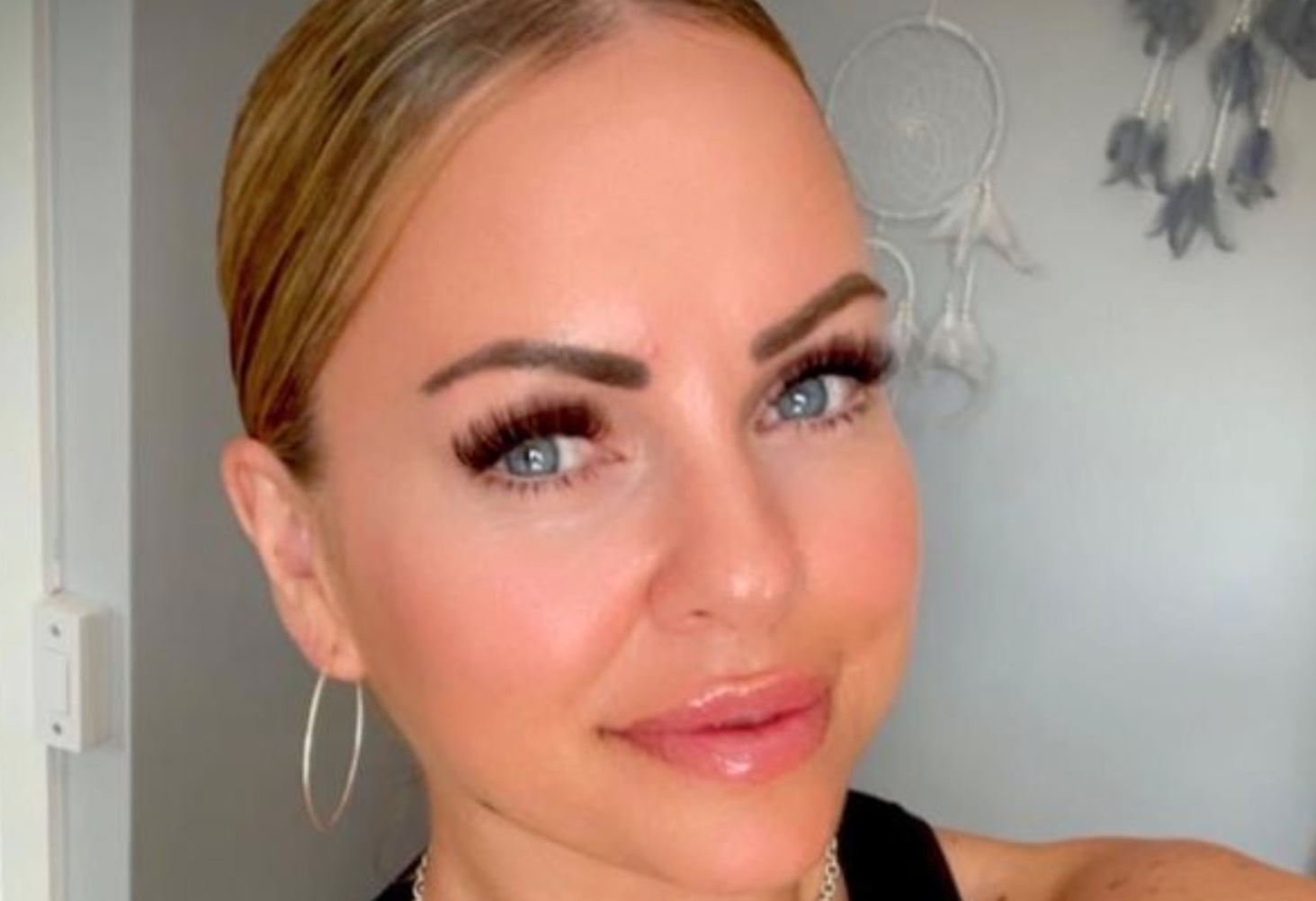 Jackie Hall's Instagram, Twitter & Facebook on IDCrawl