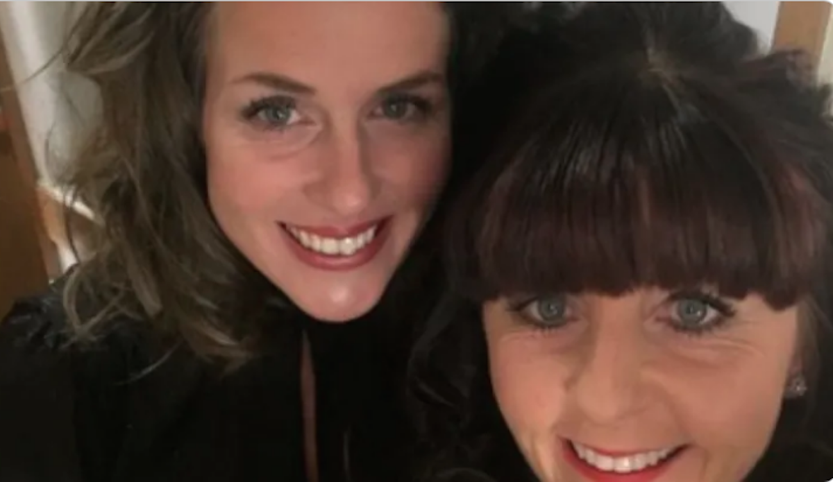 Mom, 42, Exudes Positivity Amid Breast Cancer Fight: 'Iâ€™m So Grateful'