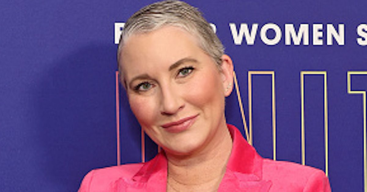 Clea Shearer Says New Hair After Cancer Is 'Badge Of Honor'