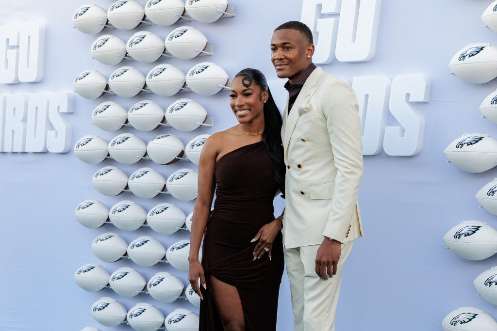 Eagles Star DeVonta Smith, Fiancée Surprises Cancer Patient